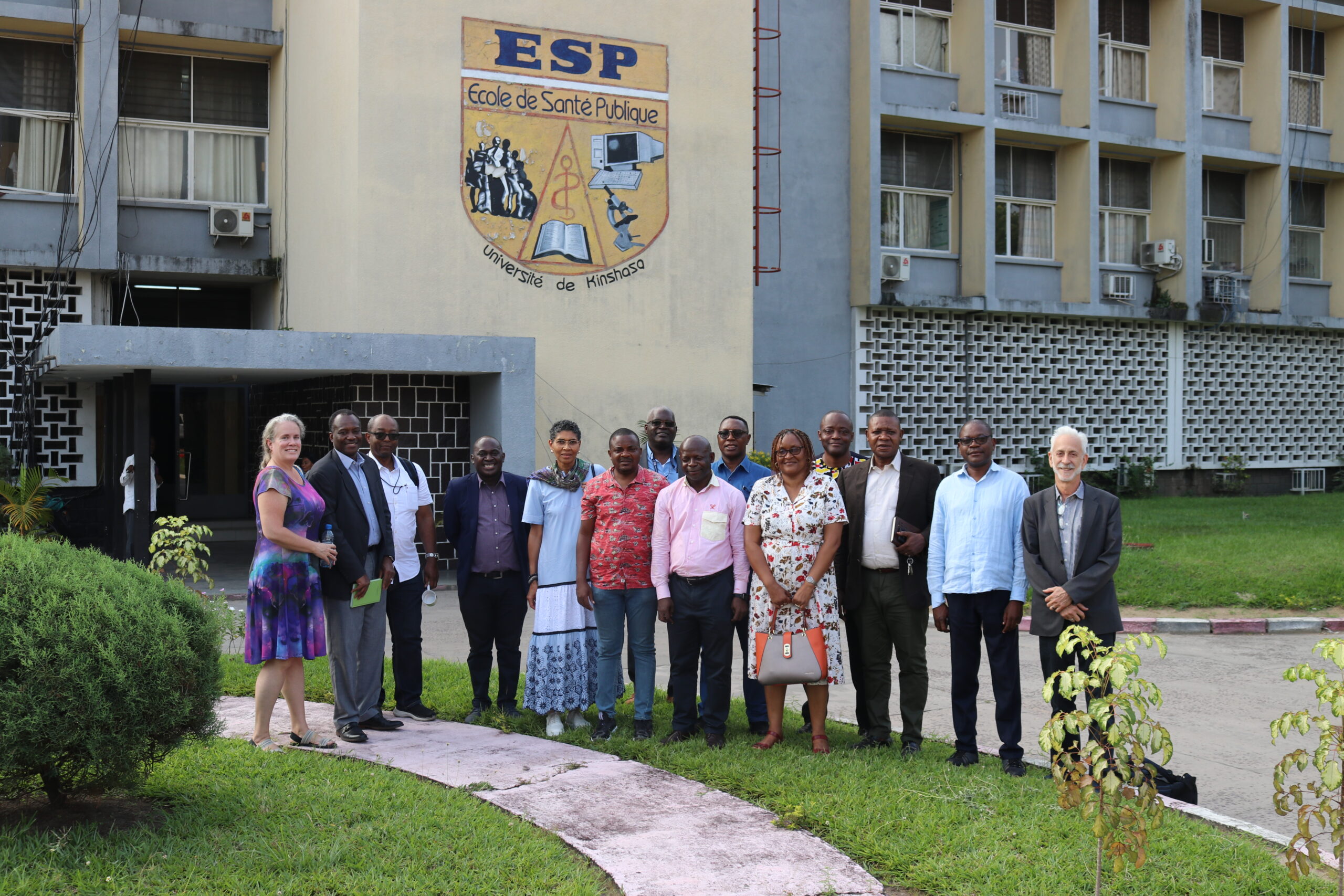 Réunion entre la délégation du CDC ATLANTA, CDC RDC, ICAP et l'ECOLE DE SANTÉ PUBLIQUE DE ...